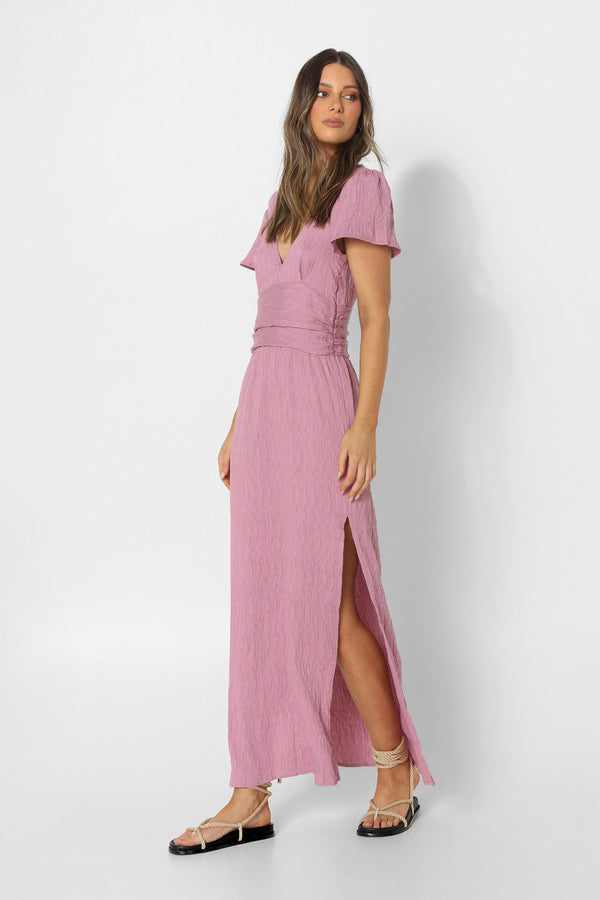 DRESSES – Lost in Lunar